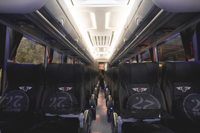 Fasilitas Mewah Bus 27 Trans Mbtech